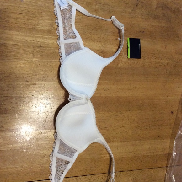 Wingslove | Intimates & Sleepwear | New Wingslove Ivory Lace Overlay ...